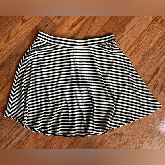 love, Fire | Skirts | Black And White Stripped Mini Skater Skirt | Poshmark